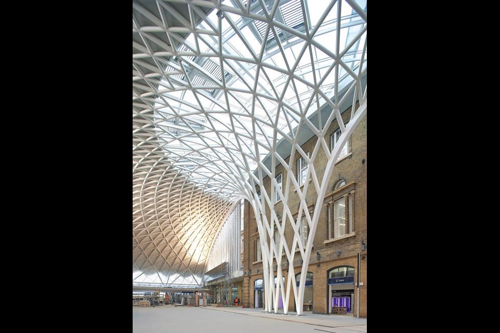 King's Cross Western Concourse: Space Travel | Features | Building